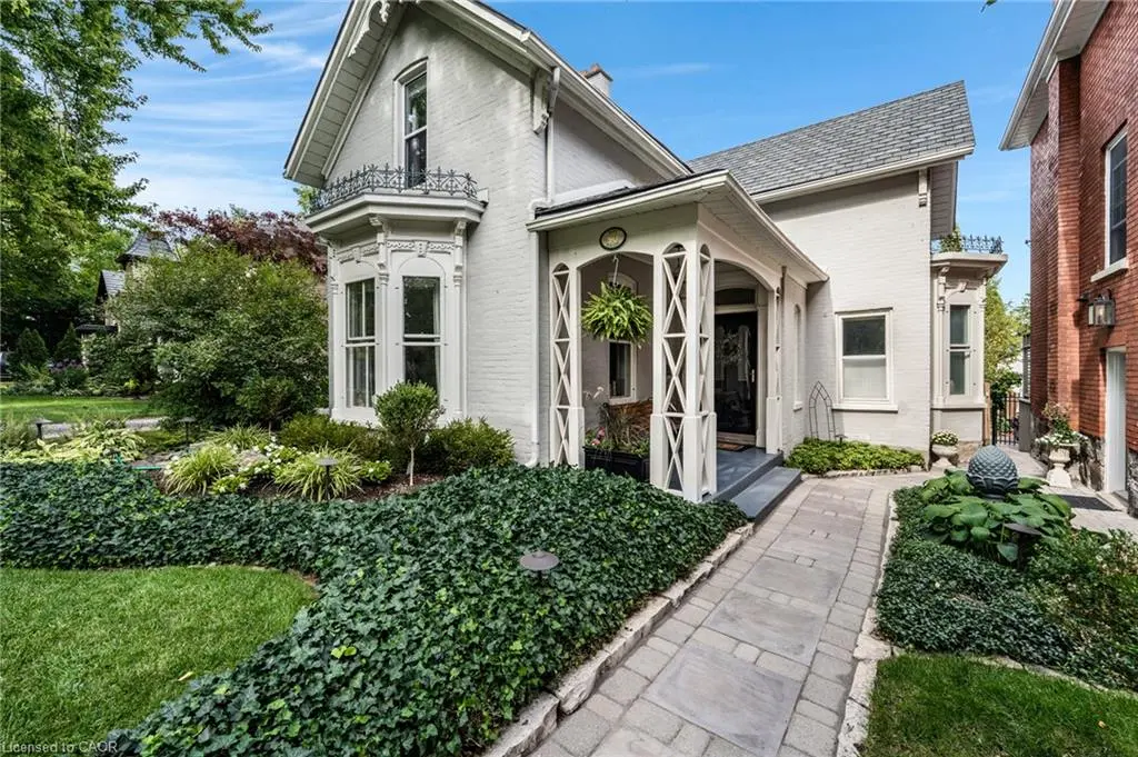 2025 Cambridge Real Estate Market Trends | HouseSigma