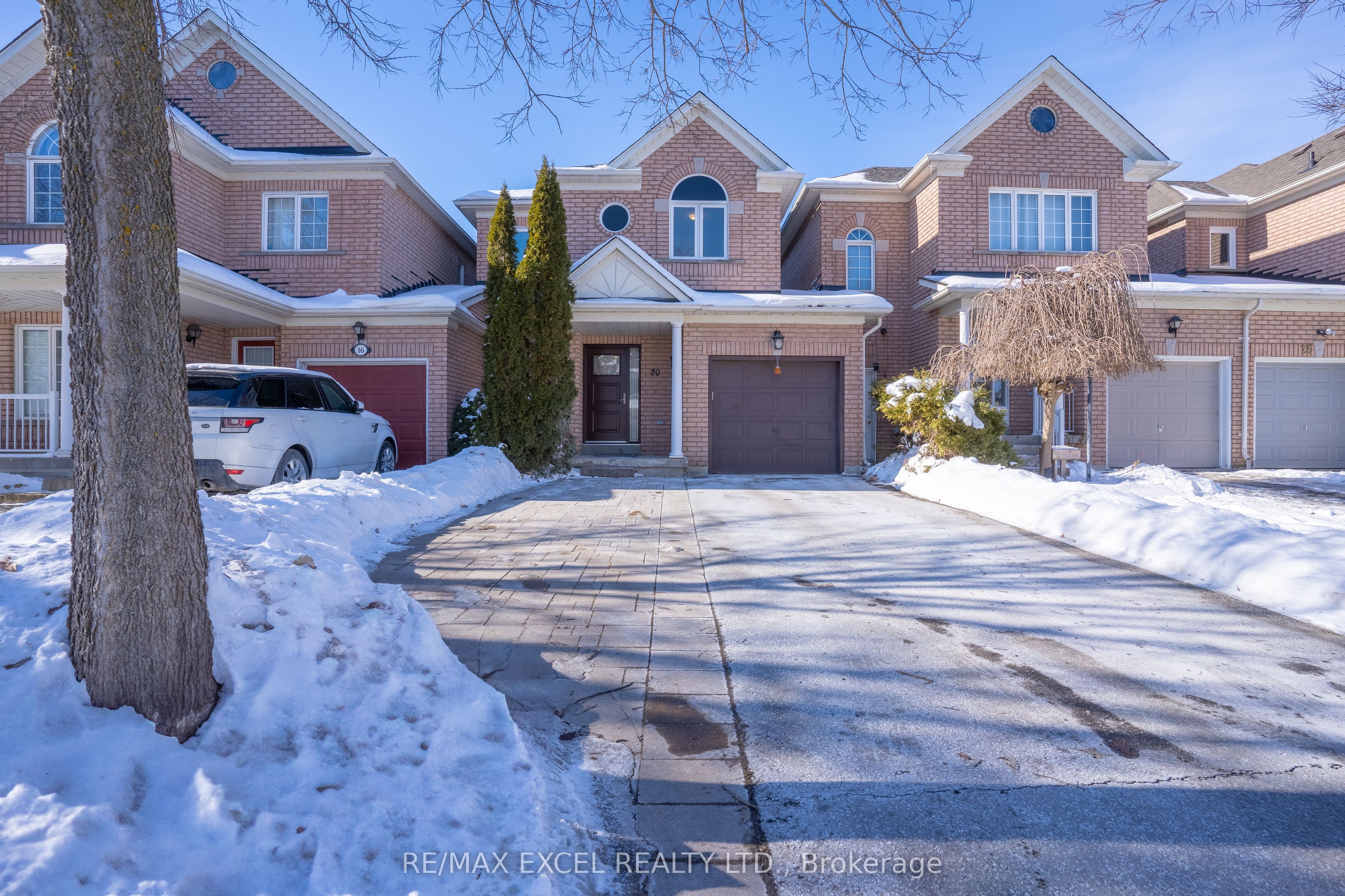20 Sunridge Street, Richmond Hill, Ontario Sold History | HouseSigma