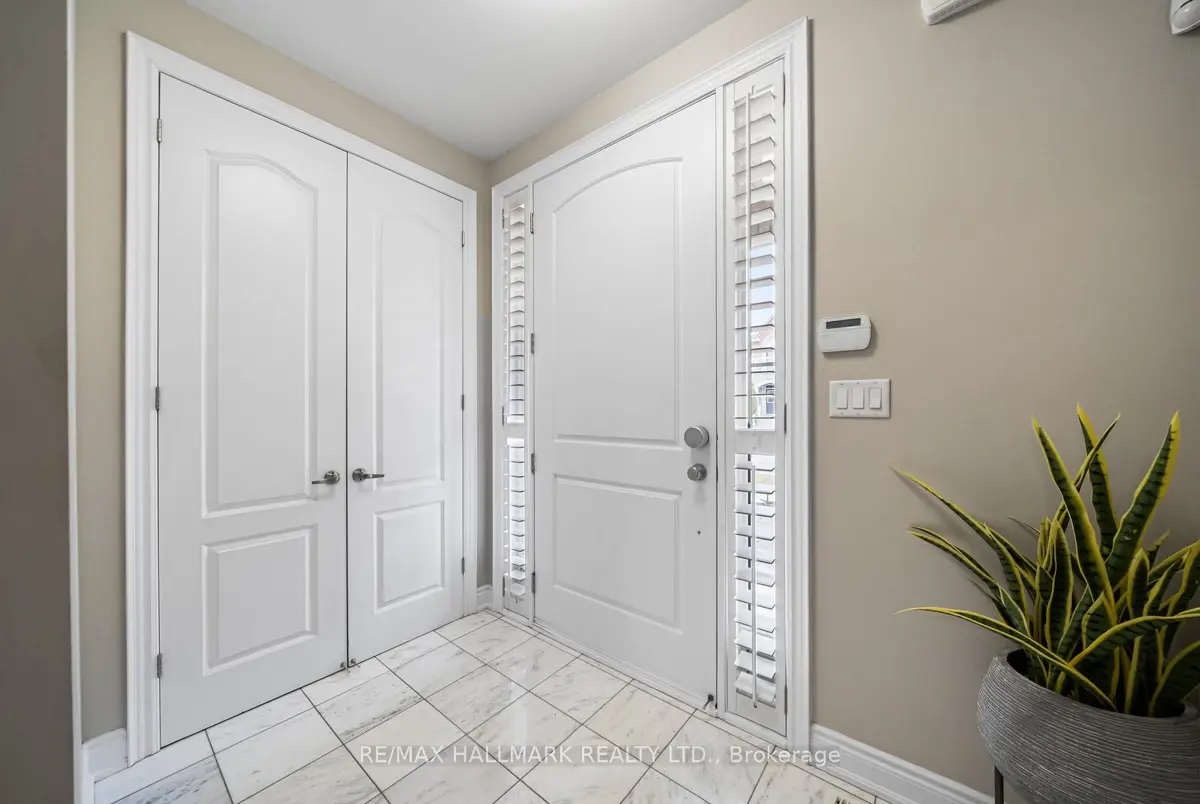 317 Oberfrick Avenue, Vaughan, Ontario Sold History | HouseSigma