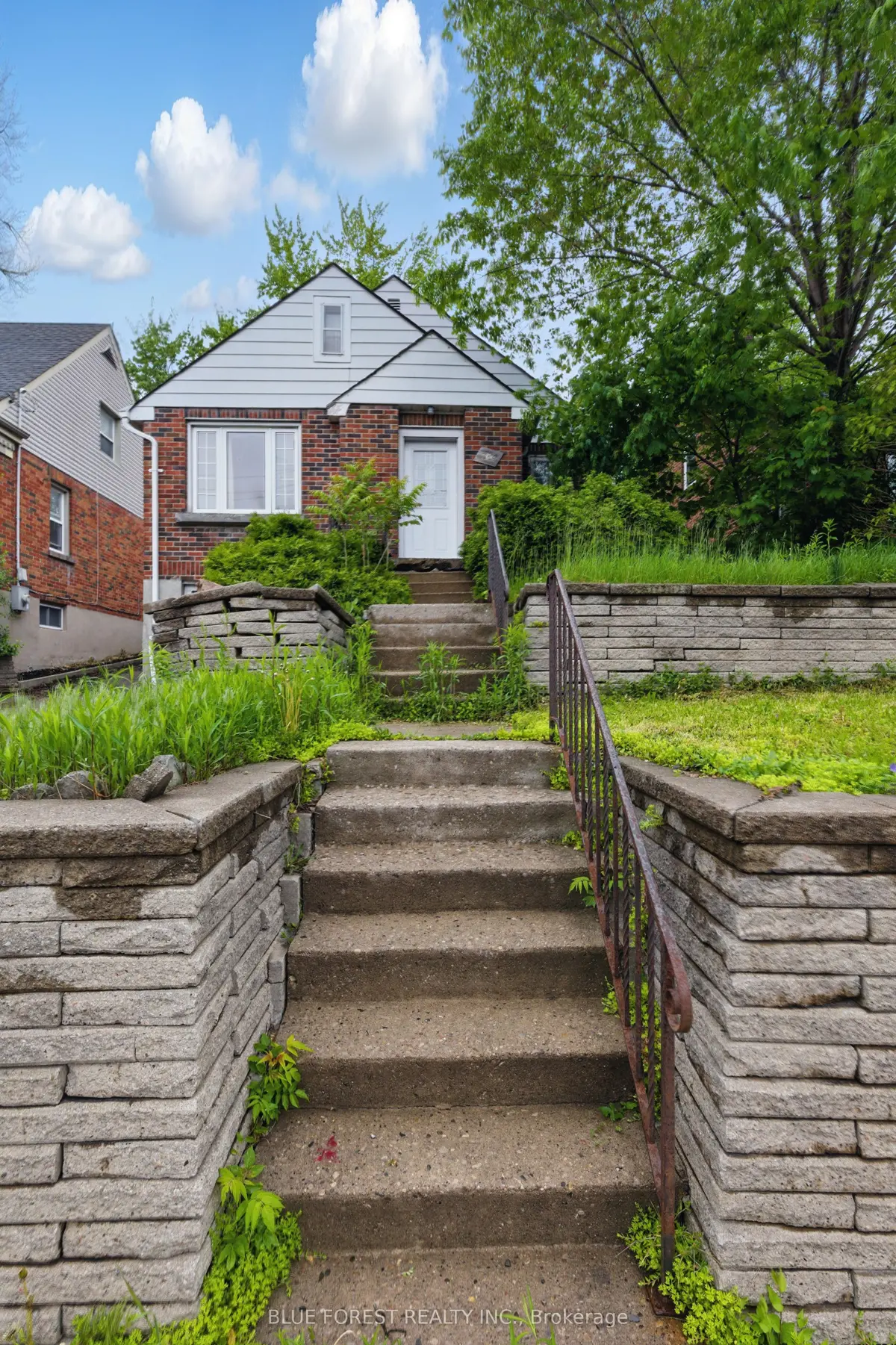 Ontario Real Estate, MLS, For Sale, Sold | HouseSigma