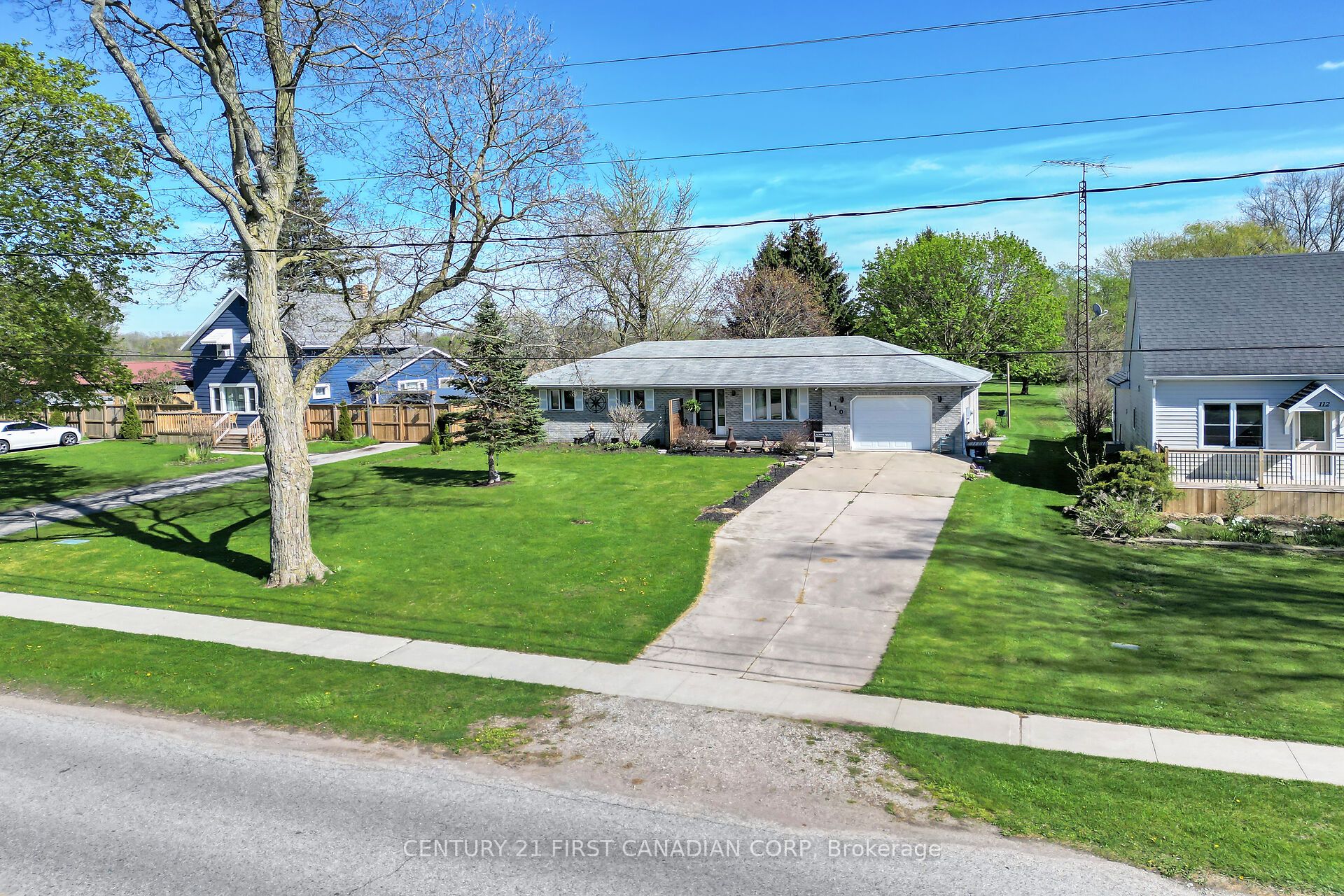 110 Queen St, West Elgin, Ontario N0L2C0 Sold History | HouseSigma